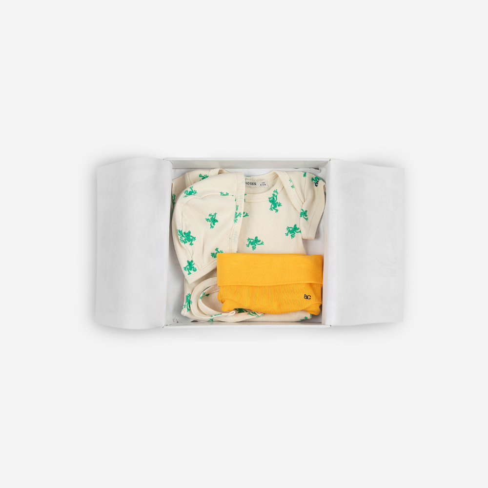 Bobo Choses Baby Hopping Frog all over gift set, White – Tinyapple